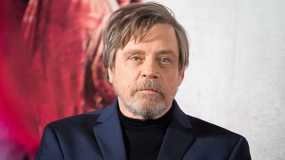 Star Wars Actor Mark Hamill Loses His Pants at BAFTA Award Show While ...