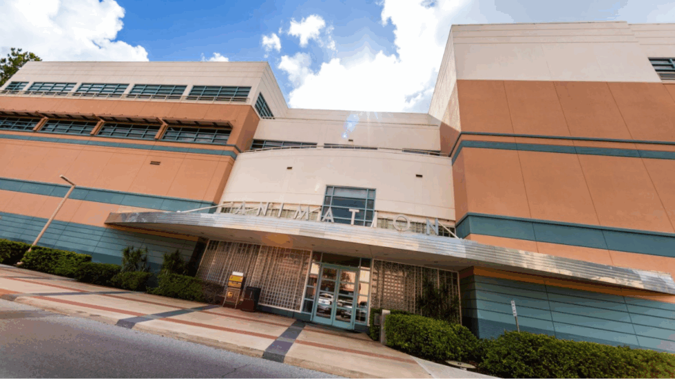 Disney's Hollywood Studios Animation Building Sits Vacant of Guests ...