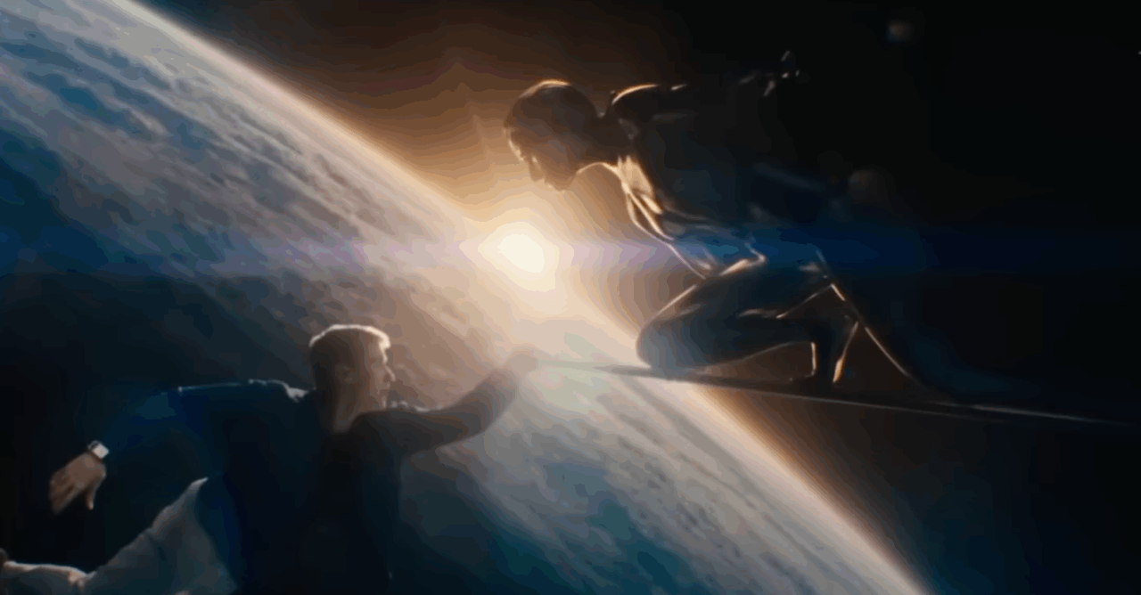 Julia Garner Dismisses Backlash to Her Casting as Silver Surfer in ...