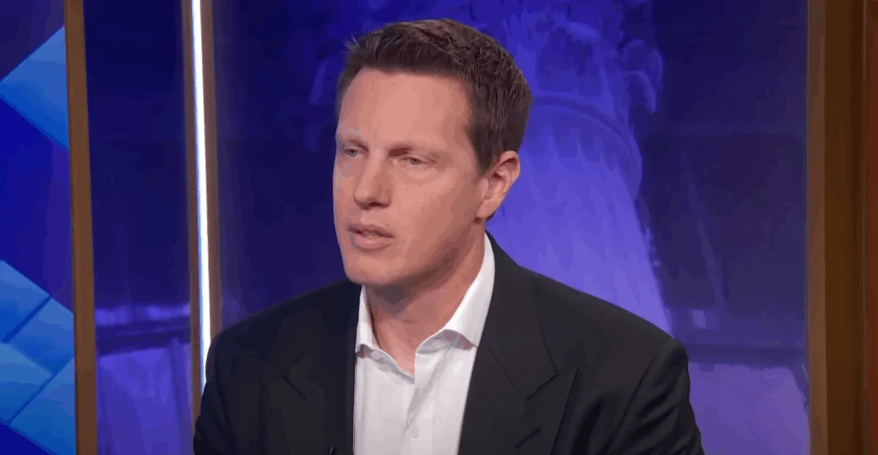 Warner Bros Reportedly Rejects Initial Paramount Takeover Offer — But ...